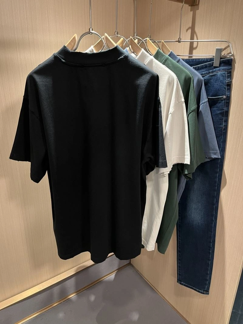 Inexpensive Balenciaga T-Shirts