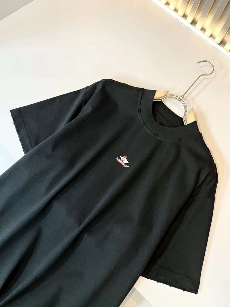 Inexpensive Balenciaga T-Shirts
