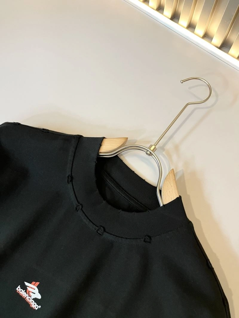 Inexpensive Balenciaga T-Shirts