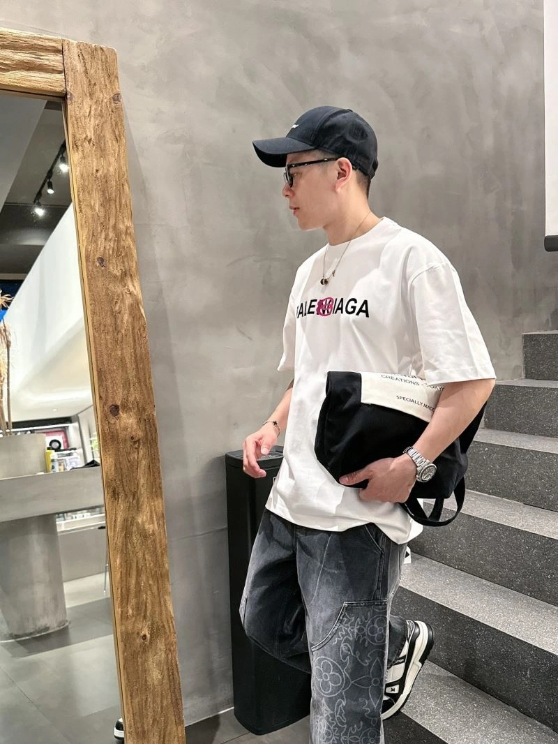 Original Balenciaga T-Shirts