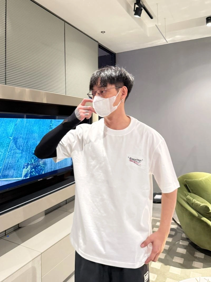 Brand-original Balenciaga T-Shirts