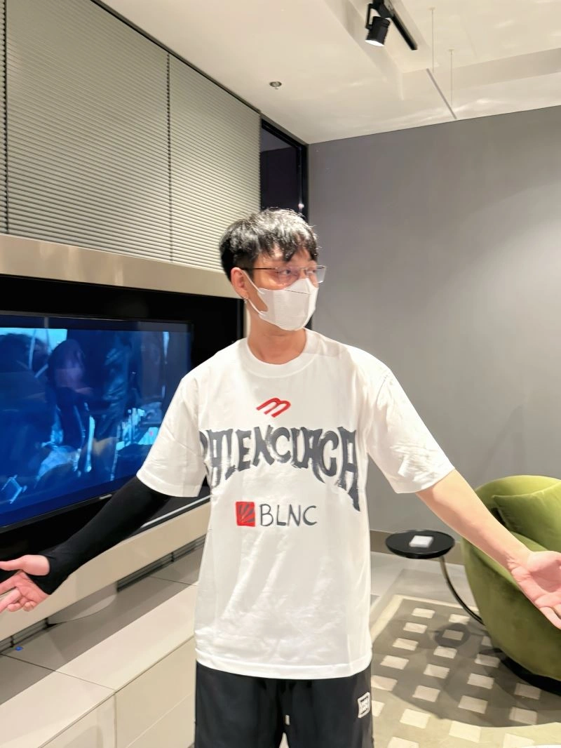 Genuine Balenciaga T-Shirts