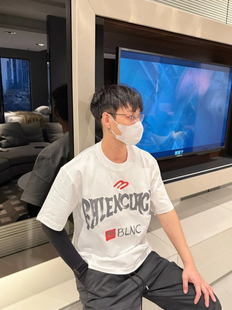 Genuine Balenciaga T-Shirts