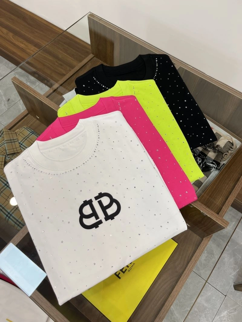 Bargain Balenciaga T-Shirts