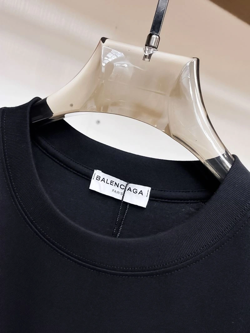 Accurate model Balenciaga T-Shirts