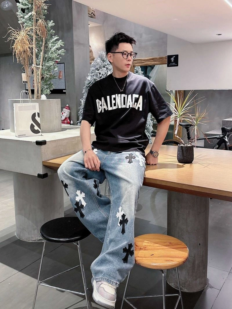 Indistinguishable Balenciaga T-Shirts