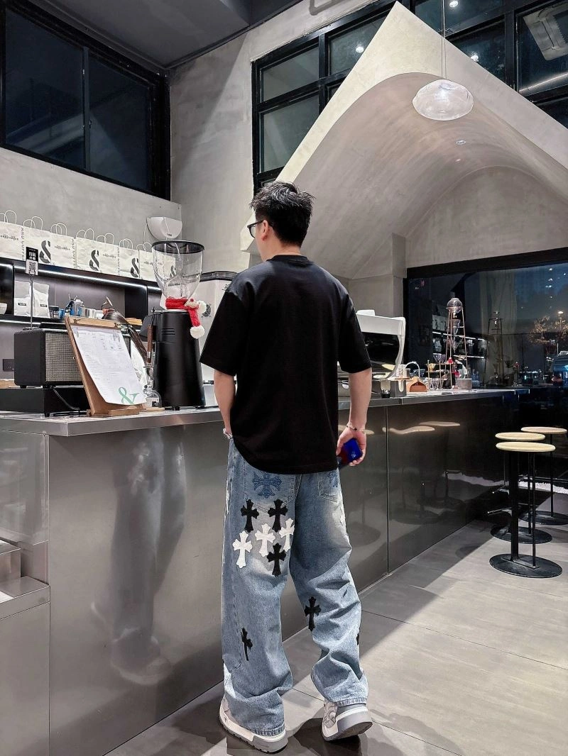 Indistinguishable Balenciaga T-Shirts