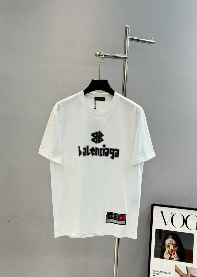 Low-cost Balenciaga T-Shirts