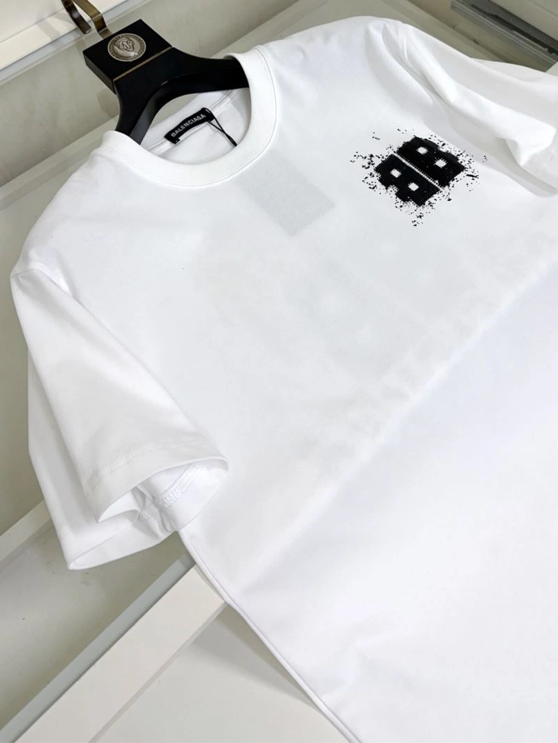 Top match Balenciaga T-Shirts