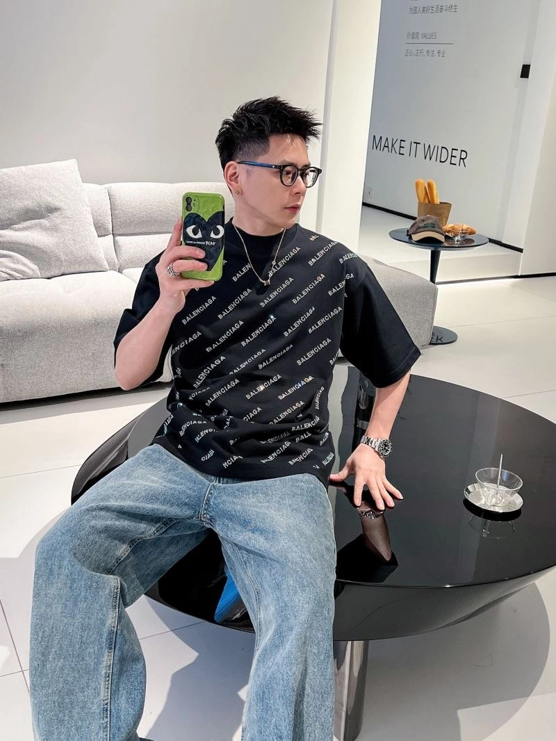 Value-priced Balenciaga T-Shirts