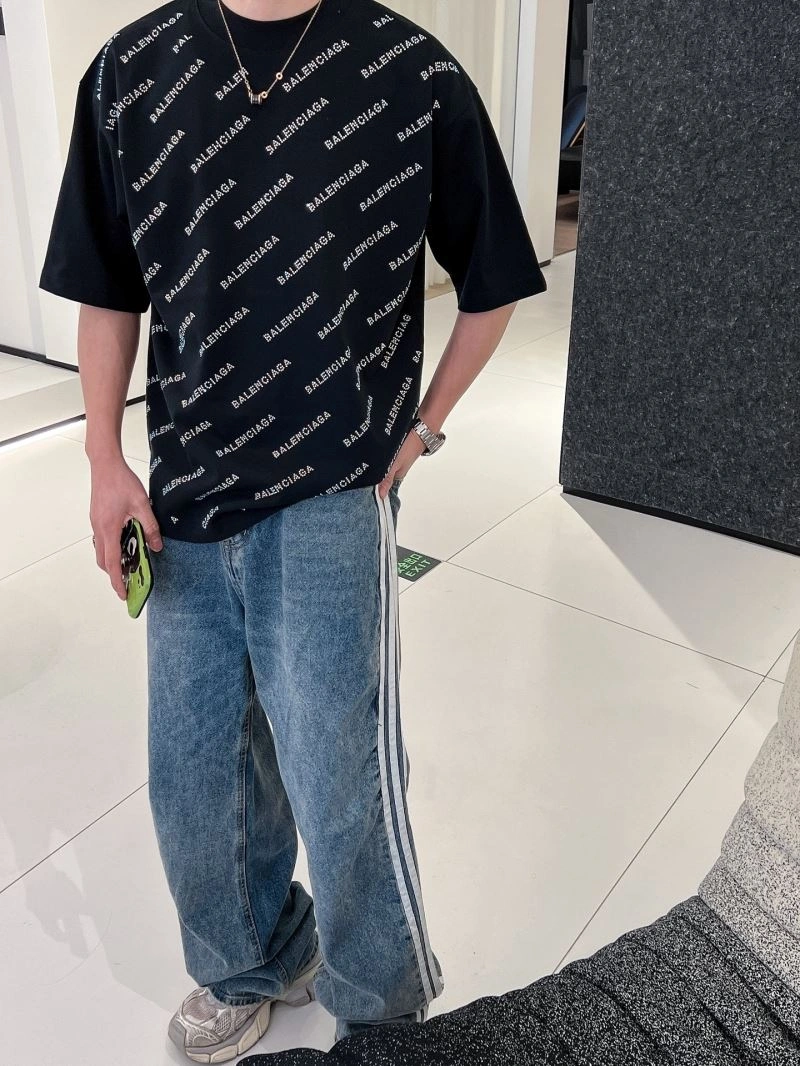 Value-priced Balenciaga T-Shirts