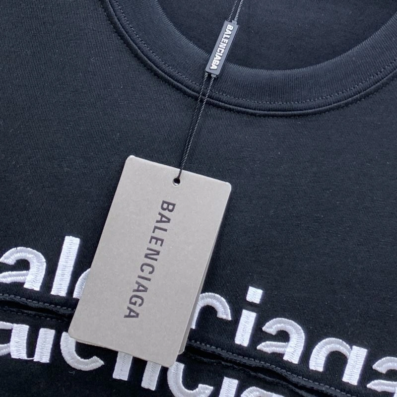 Accurate model Balenciaga T-Shirts