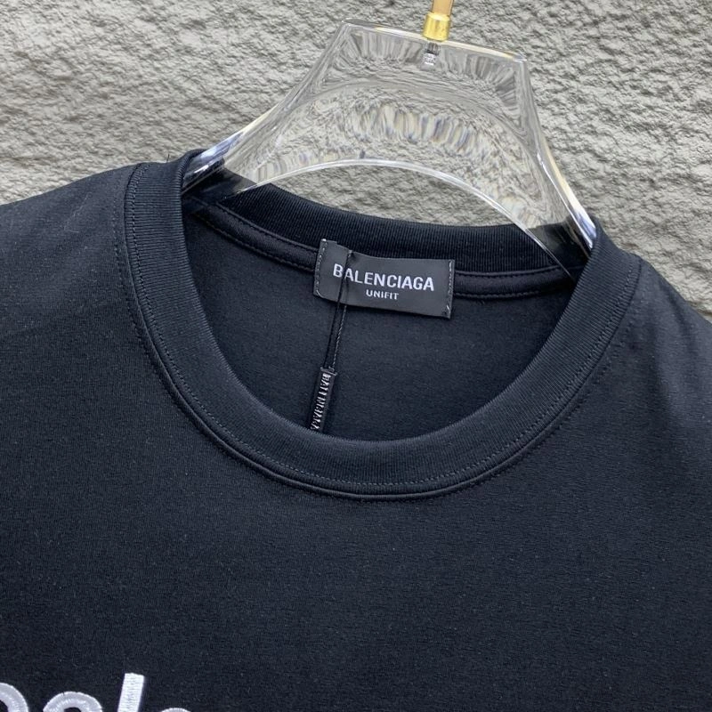 Accurate model Balenciaga T-Shirts