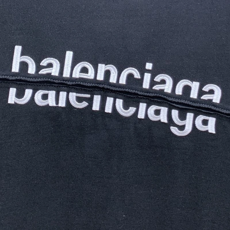 Accurate model Balenciaga T-Shirts