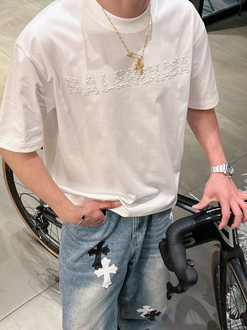 Reasonably priced Balenciaga T-Shirts
