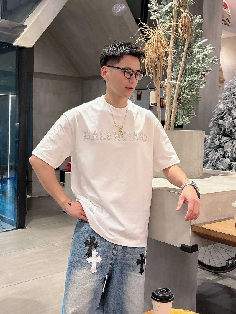 Reasonably priced Balenciaga T-Shirts