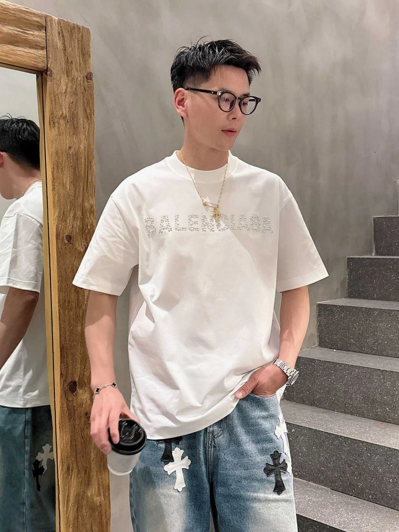 Reasonably priced Balenciaga T-Shirts