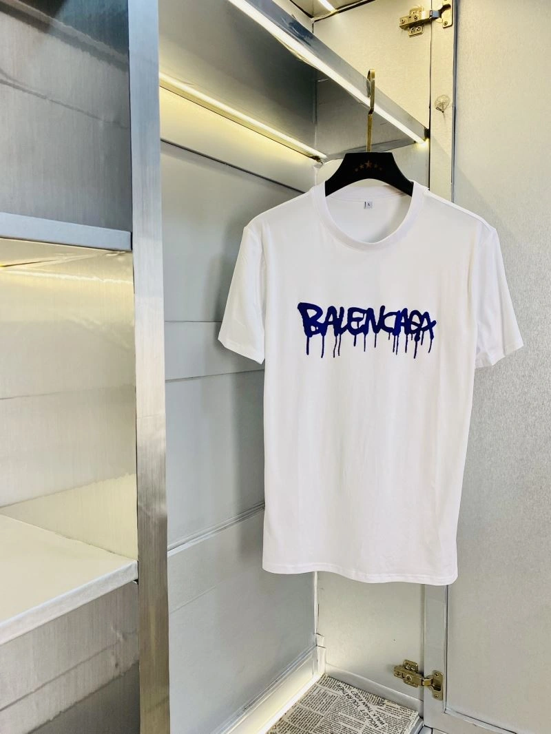 Inexpensive Balenciaga T-Shirts