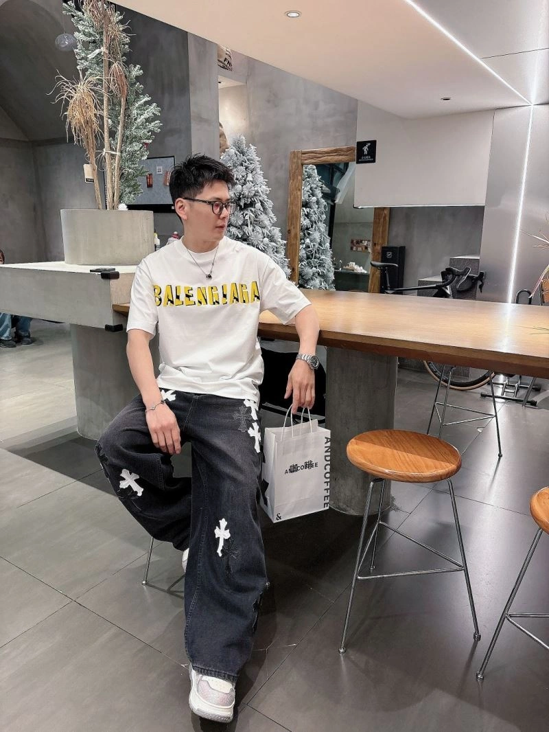 Cut-rate Balenciaga T-Shirts