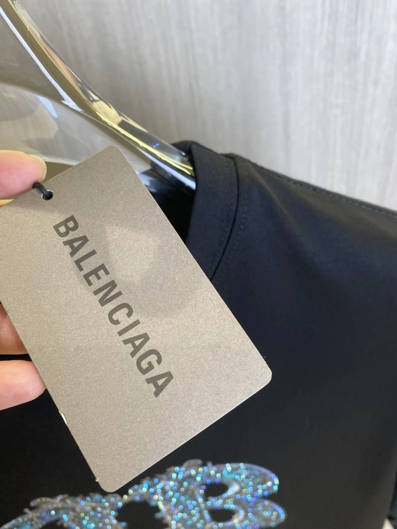 Inexpensive Balenciaga T-Shirts
