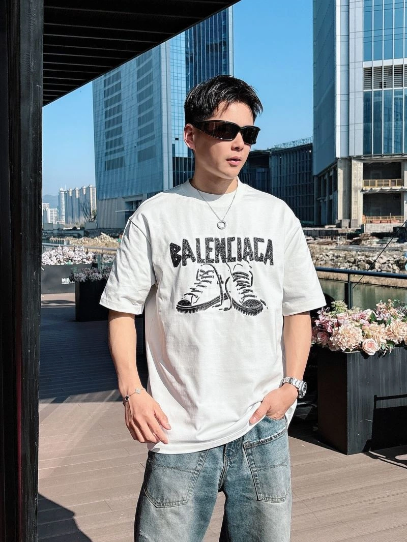 High fidelity Balenciaga T-Shirts