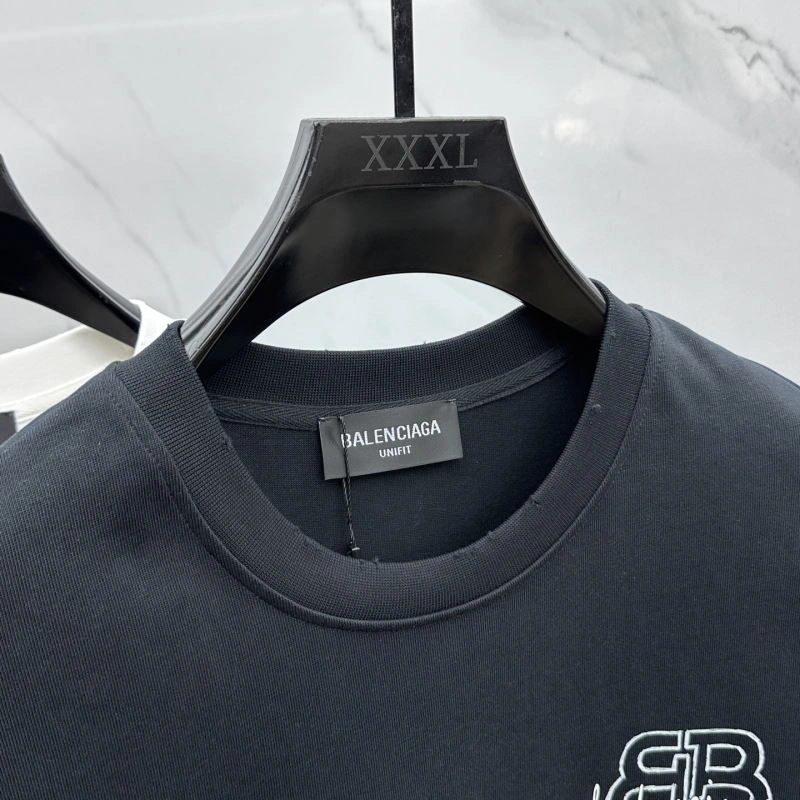 Inexpensive Balenciaga T-Shirts