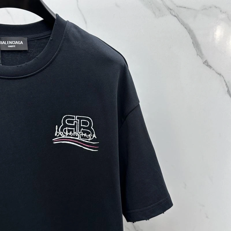 Inexpensive Balenciaga T-Shirts