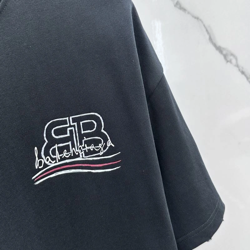 Inexpensive Balenciaga T-Shirts