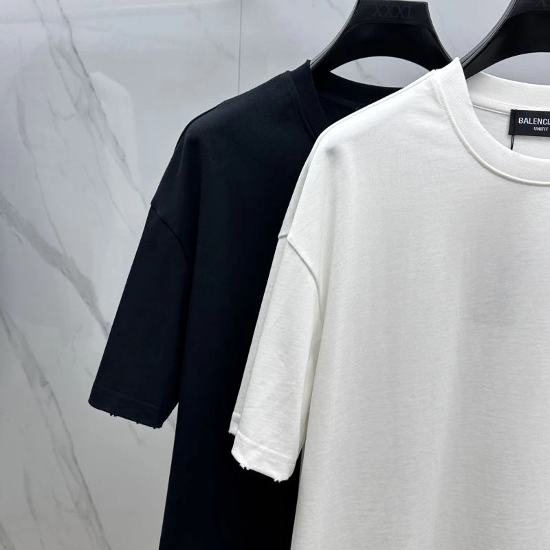 Bargain Balenciaga T-Shirts