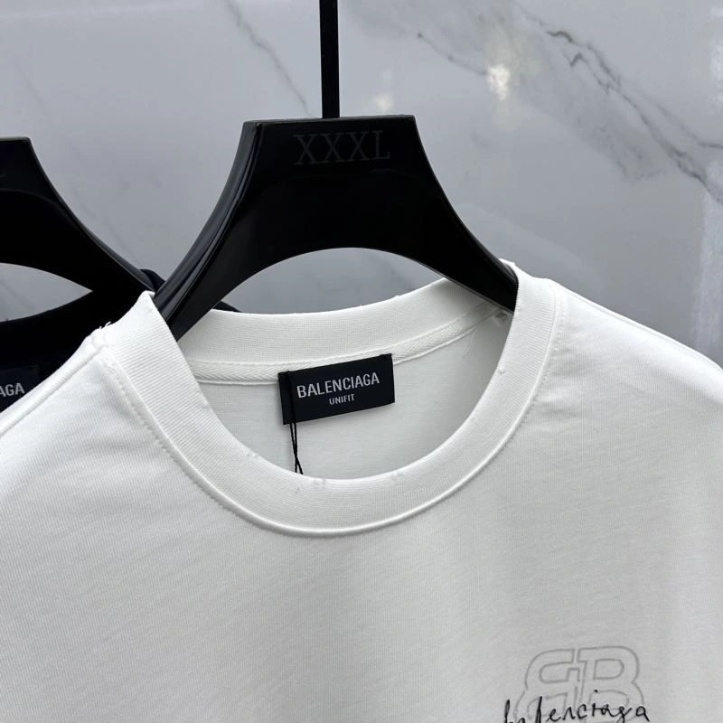 Bargain Balenciaga T-Shirts