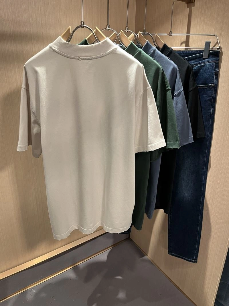 Value-priced Balenciaga T-Shirts