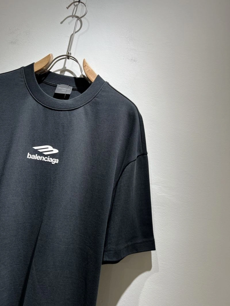 Accurate model Balenciaga T-Shirts