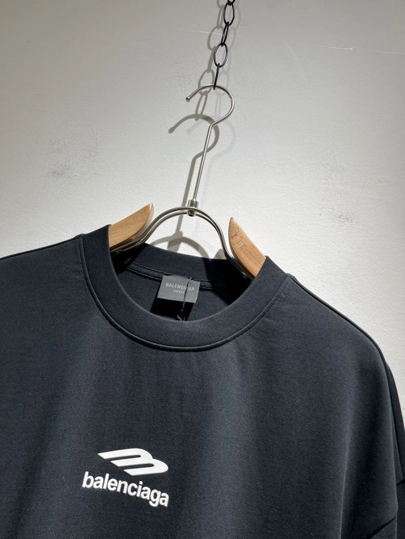 Accurate model Balenciaga T-Shirts