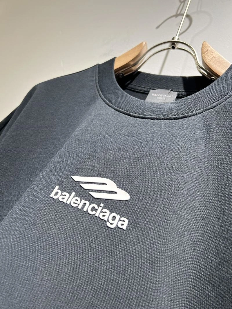Accurate model Balenciaga T-Shirts