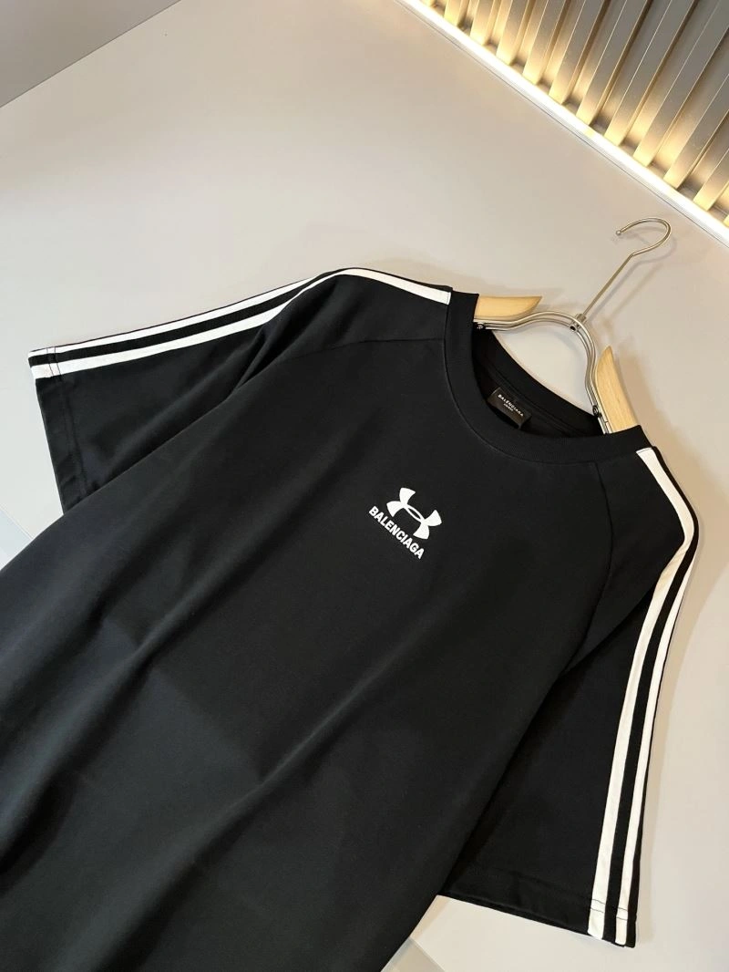 Accurate model Balenciaga T-Shirts