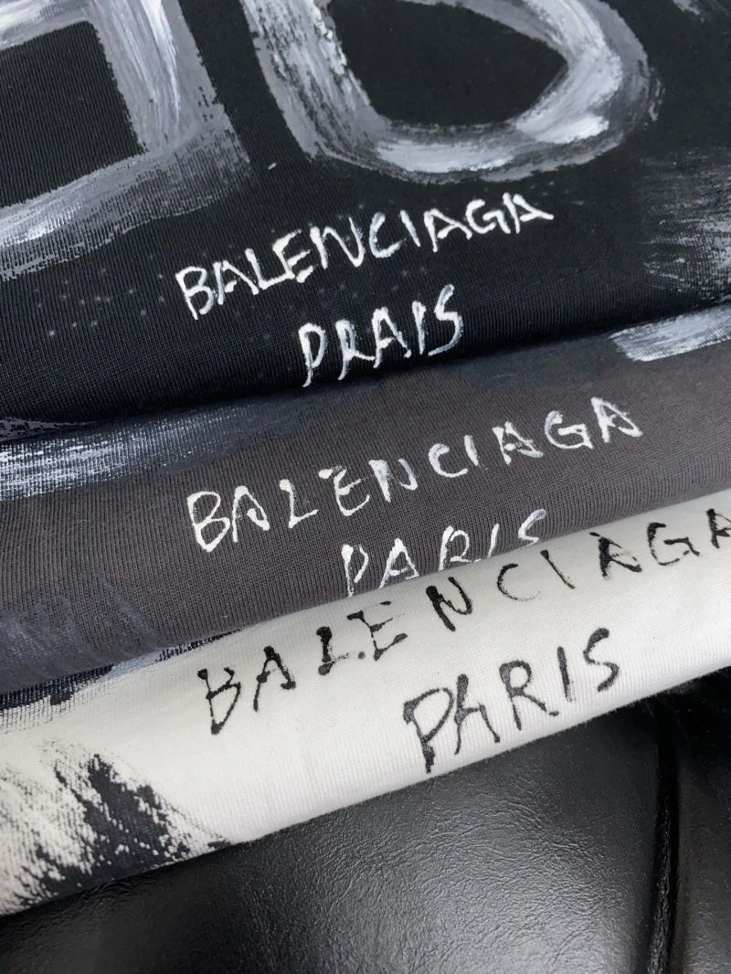 Inexpensive Balenciaga T-Shirts