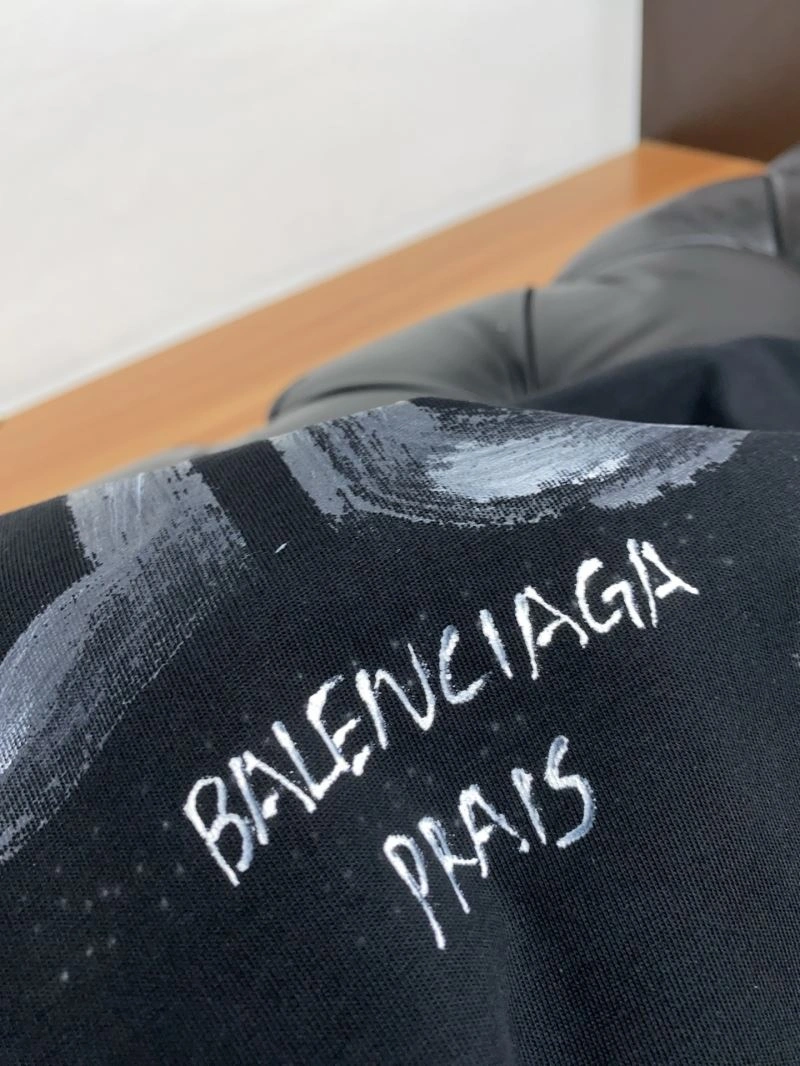 High accuracy Balenciaga T-Shirts