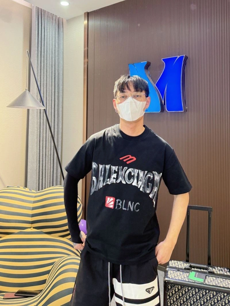 Balenciaga T-Shirts