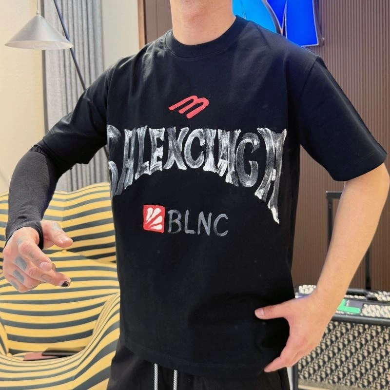 Cut-rate Balenciaga T-Shirts