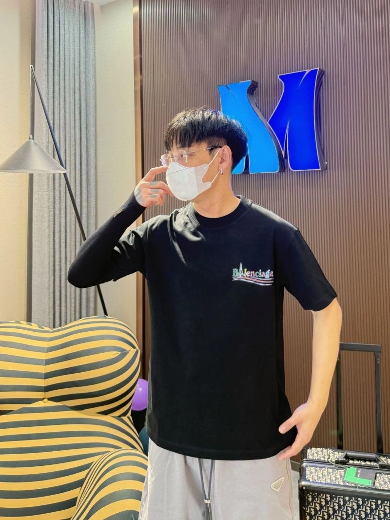 Low-cost Balenciaga T-Shirts