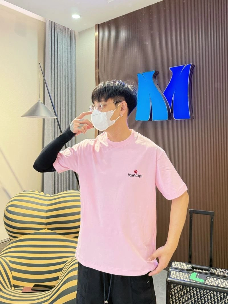 Low-cost Balenciaga T-Shirts