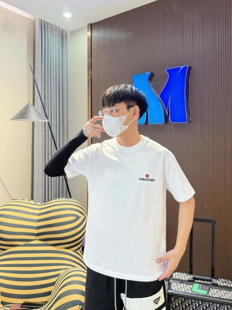 Top match Balenciaga T-Shirts