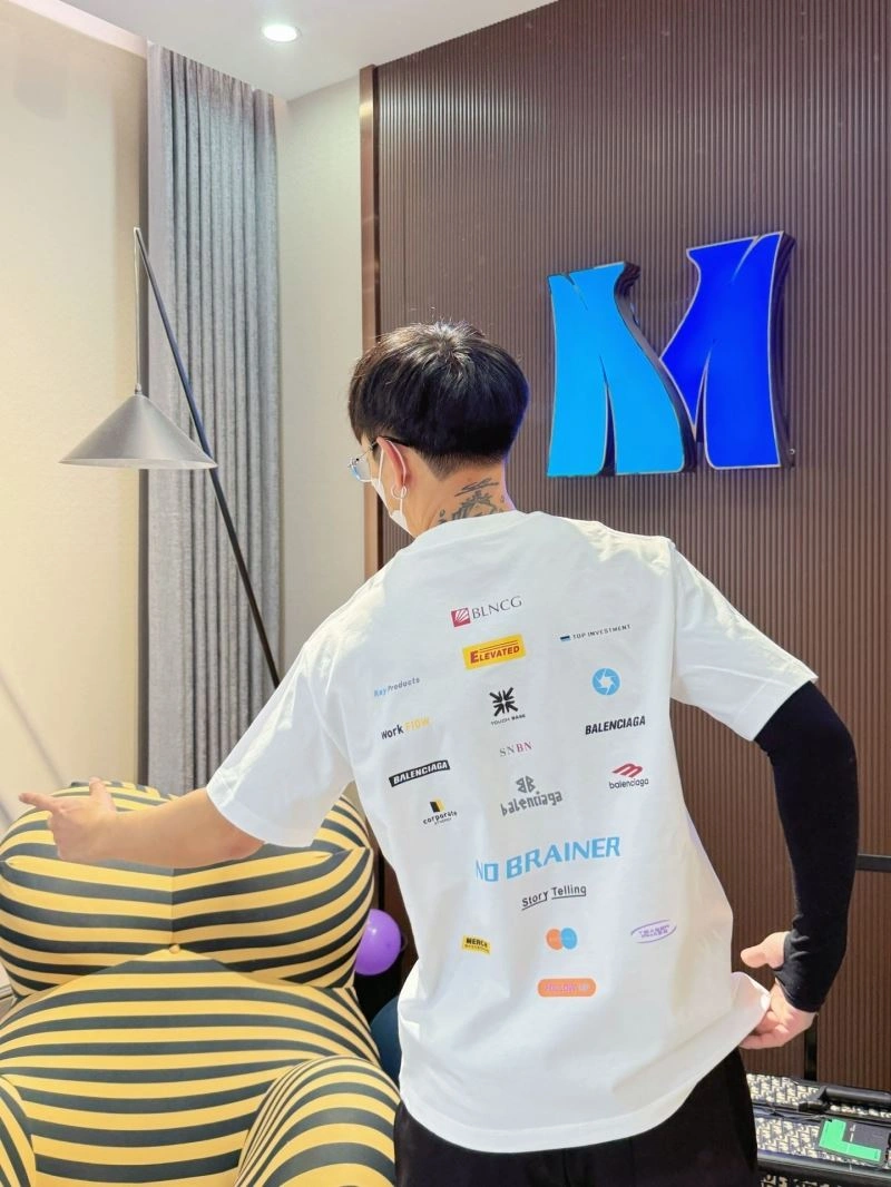 Top match Balenciaga T-Shirts