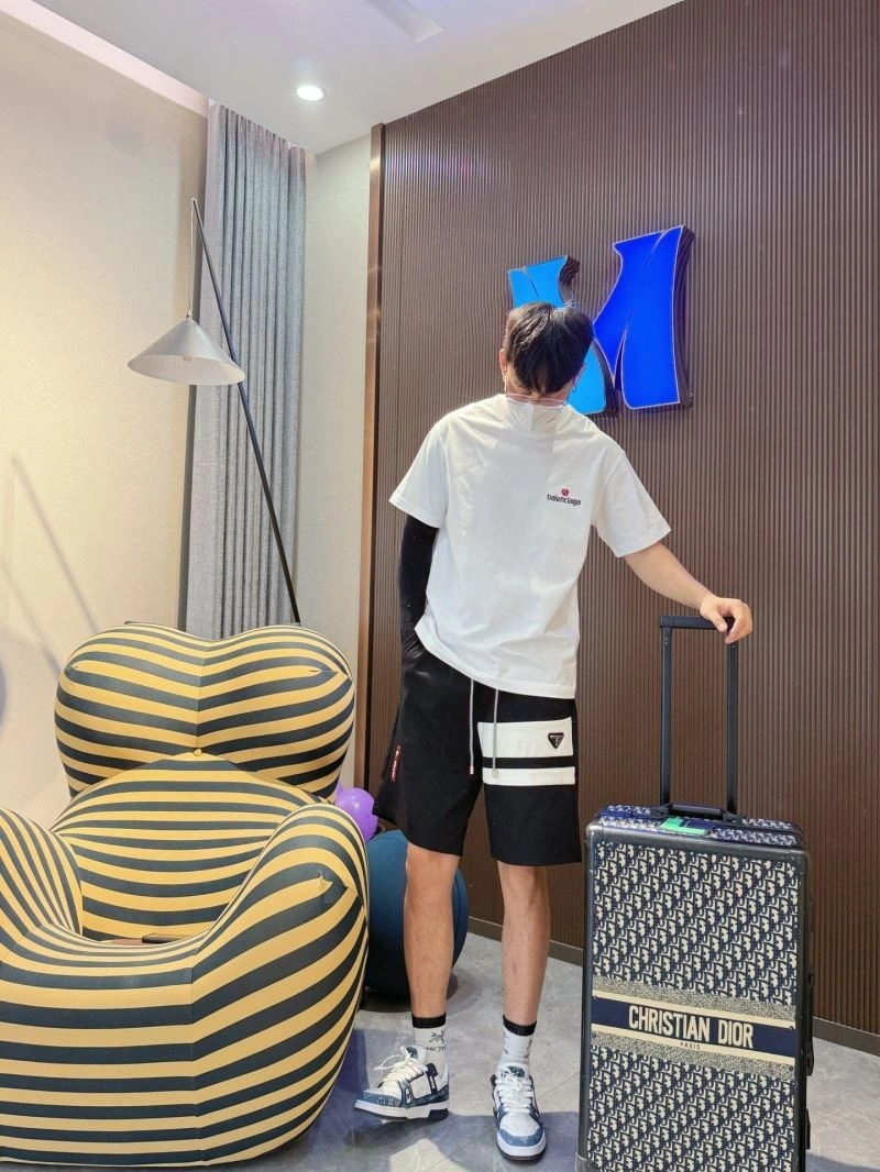 Top match Balenciaga T-Shirts