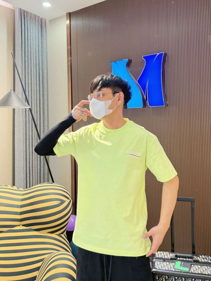 Top match Balenciaga T-Shirts