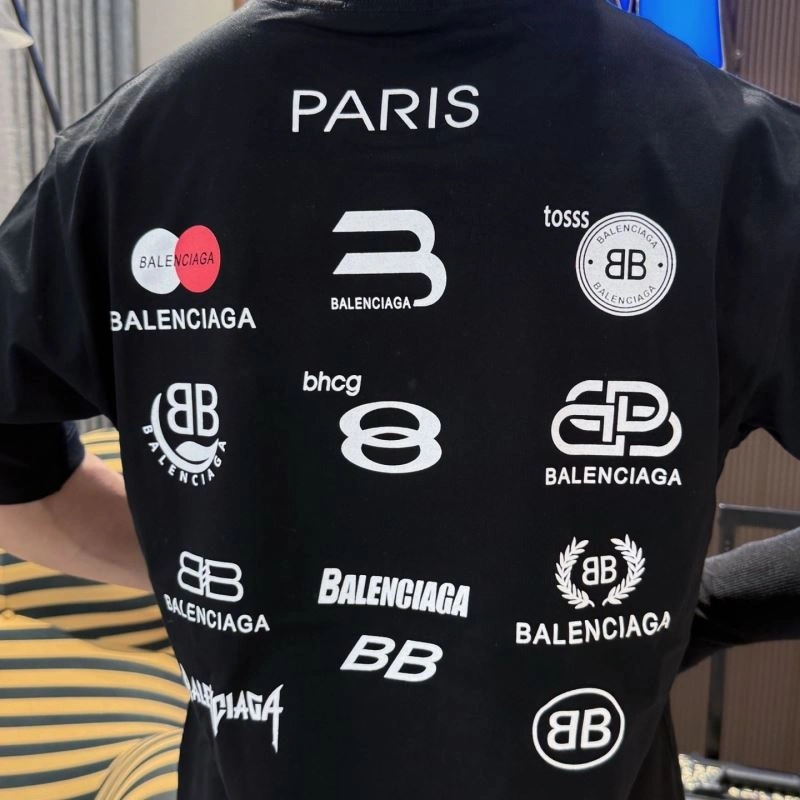 Bargain Balenciaga T-Shirts