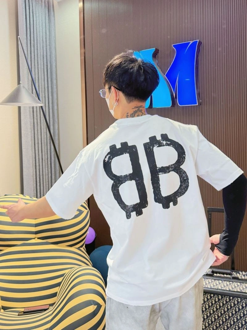 Economical Balenciaga T-Shirts