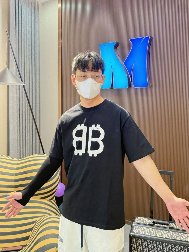 Top mirror Balenciaga T-Shirts