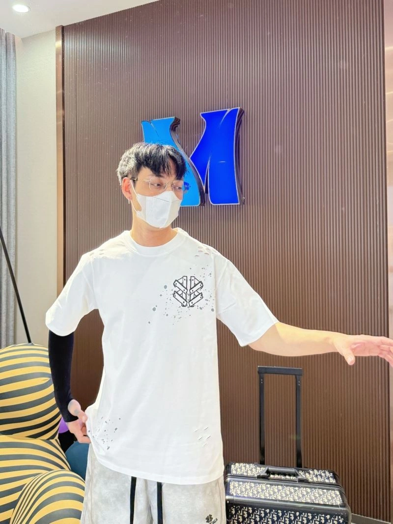 Balenciaga T-Shirts