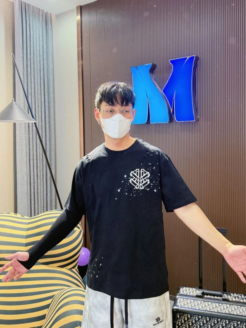 Precise copy Balenciaga T-Shirts